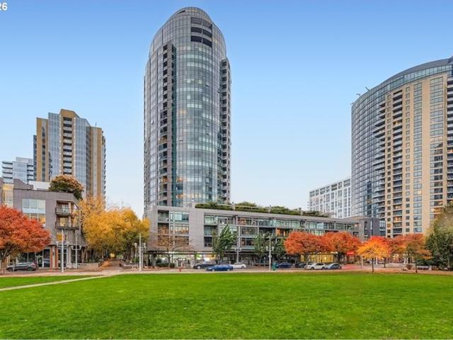 3601 S River Pkwy Unit 429, Portland, OR 97239