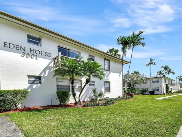 3601 Van Buren St, Hollywood, FL 33021