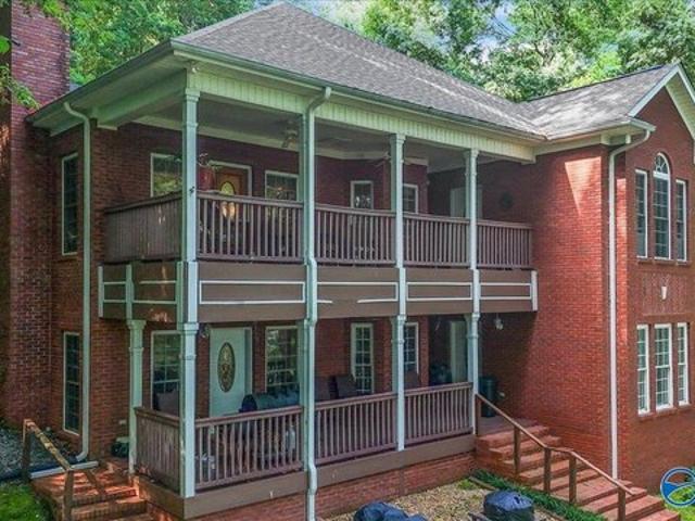 3601 Wyeth Dr, Guntersville, AL 35976