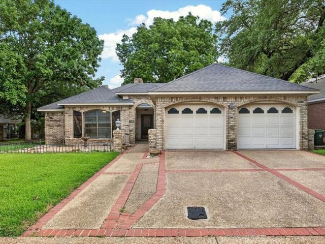 3601 Willow Bend Cir, Waco, TX 76708