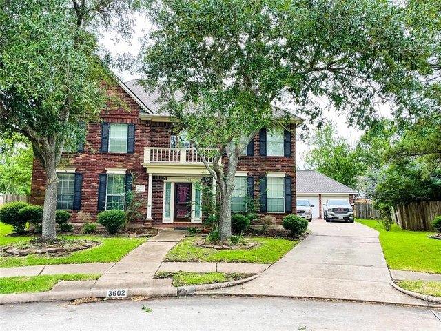 3602 Garrettsville Dr, Pearland, TX 77584
