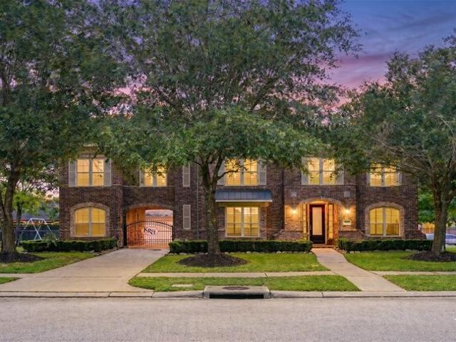 3602 Lindhaven Dr, Pearland, TX 77584