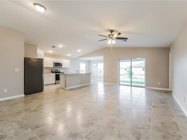 3602 17th St SW, Lehigh Acres, FL 33976 | MLS #2025023