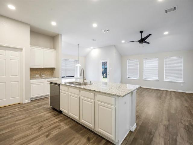 3603 Cottonwood Road