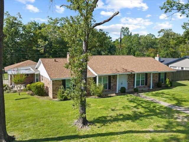 3603 Fleming Dr, Baytown, TX 77521