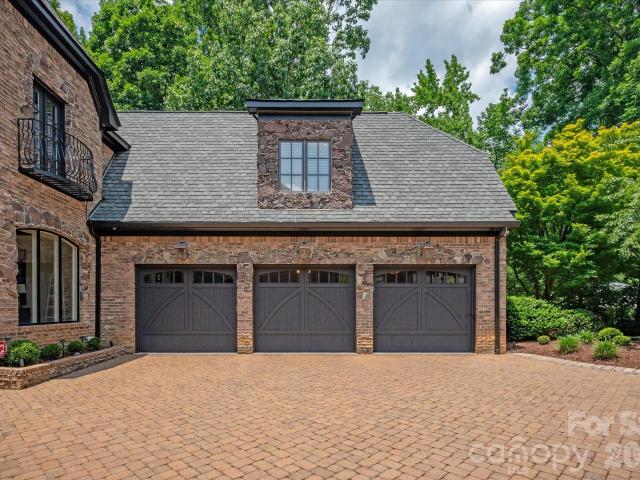 3603 Hennessy Place
