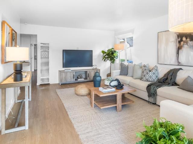 360 362 Kuehnis Drive