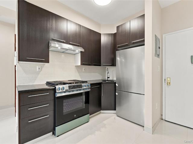 360 43rd Street 2A