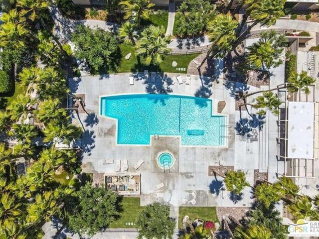 360 Cabrillo Rd Apt 220, Palm Springs, CA 92262