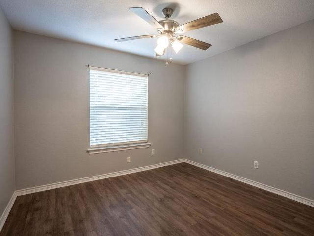 360 Cindy Street S