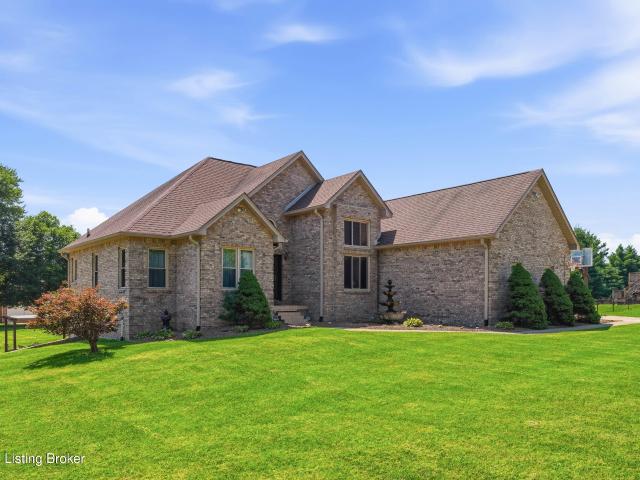 360 Aquaview Dr