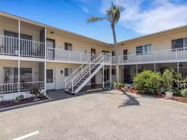 360 Base Ave E #413, Venice, FL 34285 MLS N6138524