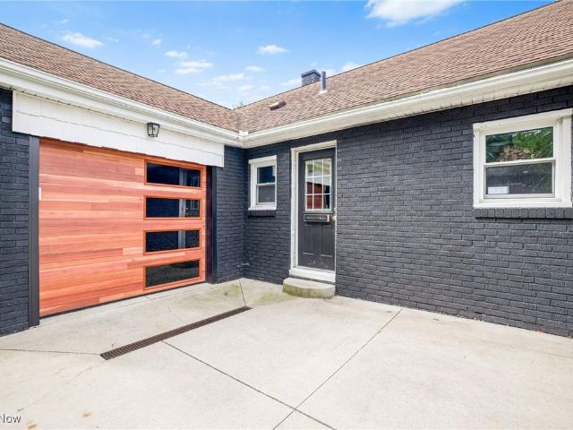 360 Garfield Avenue NW