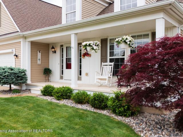 360 E Bailey Circle