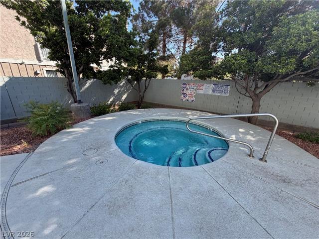 360 E Desert Inn Road 402