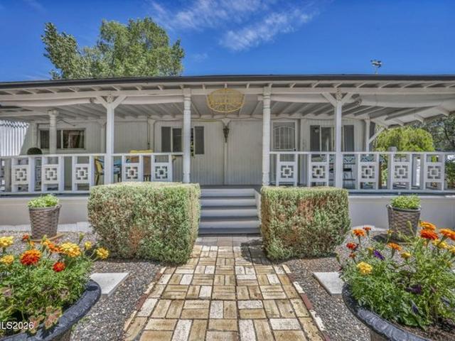360 E Gepford Pkwy, Sun Valley, NV 89433