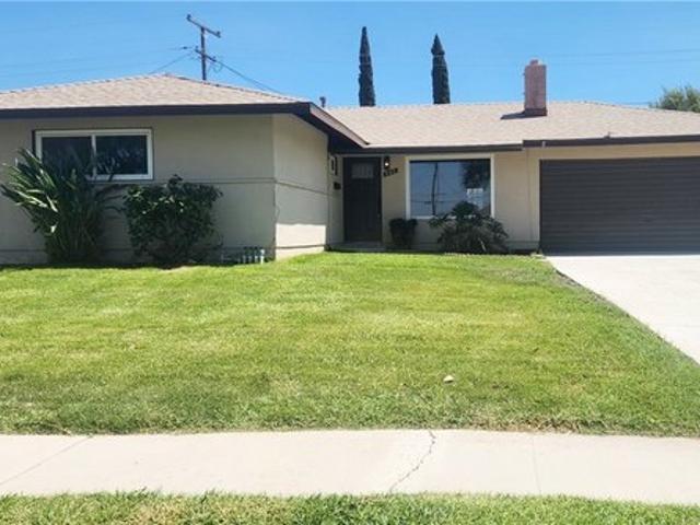 360 E Rancho Rd, Corona, CA 92879