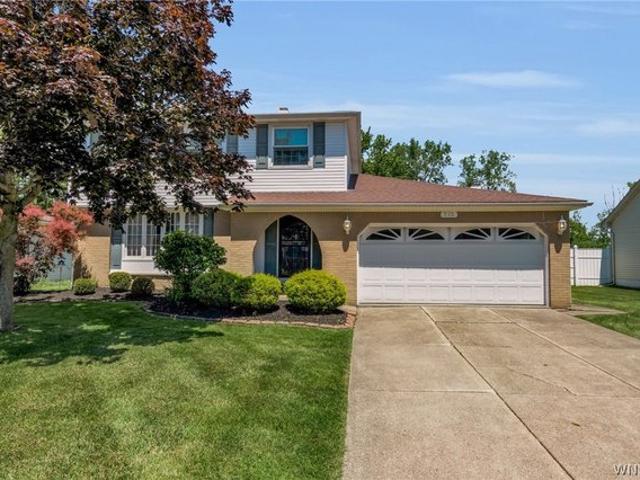 360 Forest Dr, Buffalo, NY 14224