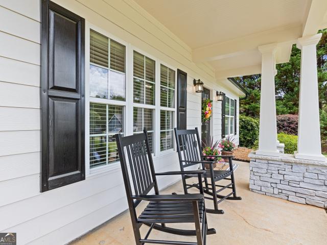 360 Finch Way