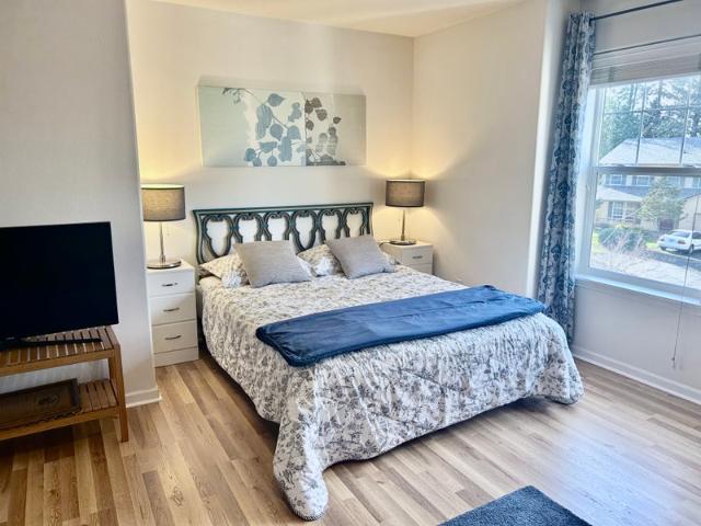 360 ft room for rent