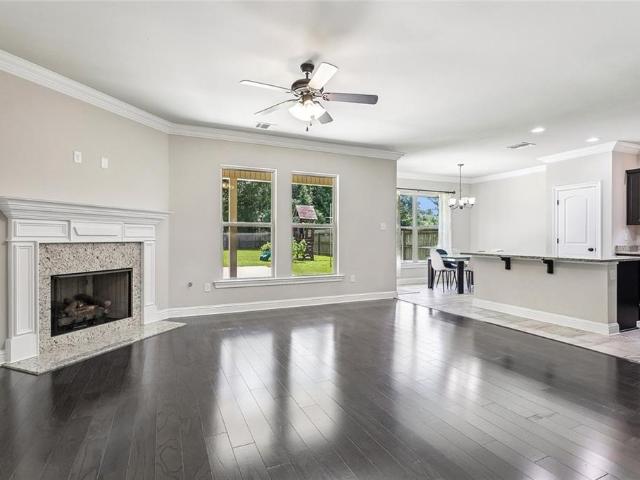 360 Knollwood Lane