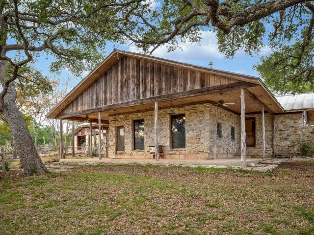 360 Kirk Ln, Bulverde, TX 78163 | MLS #1932