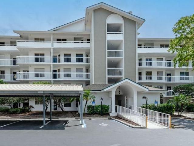 360 Horse Creek #204, Naples, FL 34110