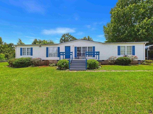 360 Hayes Rd, Byron, GA 31008