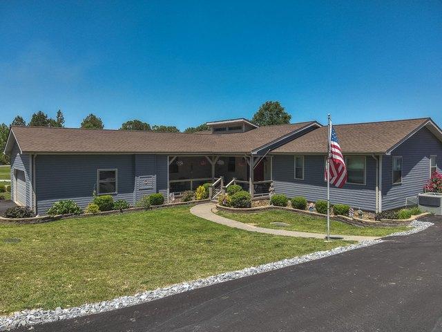 360 Halbrook Ln, Benton, KY 42025