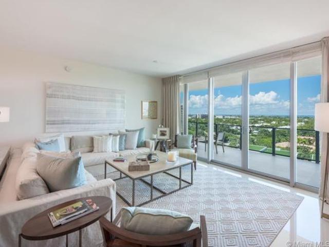 360 Ocean Dr #905S Key Biscayne, FL 33149