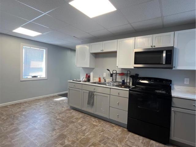 360 Lehigh Avenue E