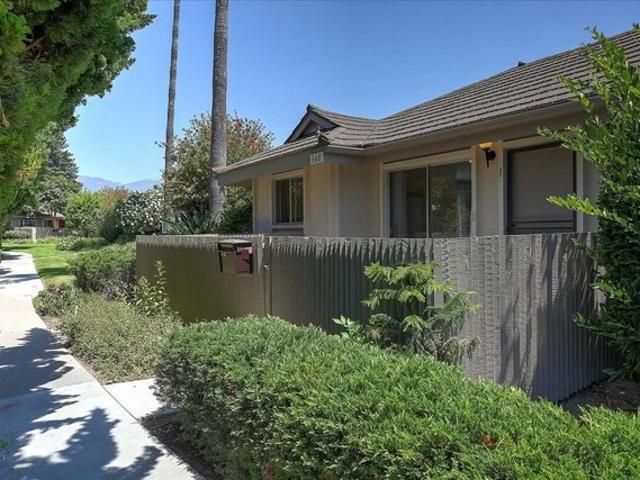 360 Moreton Bay Ln Unit 1, Goleta, CA 93117