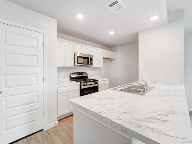 360 Maxine Ct, Milford, TX 76670 | MLS #21235