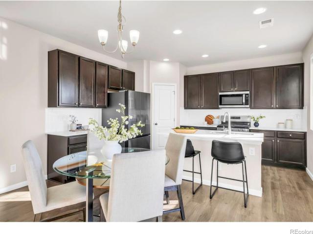 360 Marlowe Court