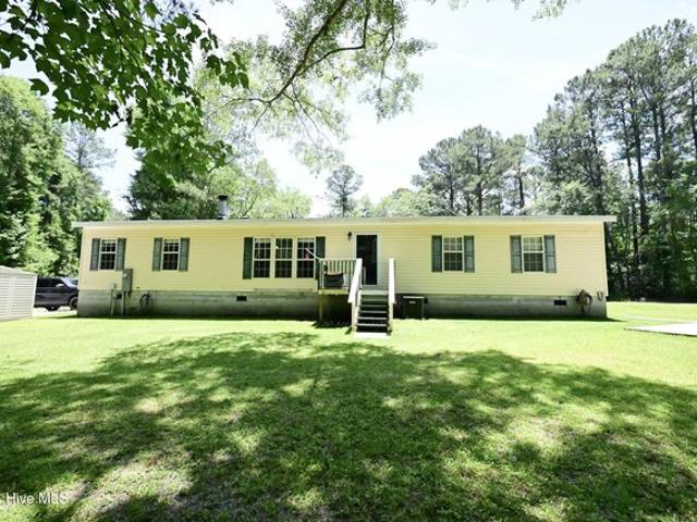 360 Mills Ct, Jacksonville, NC 28540