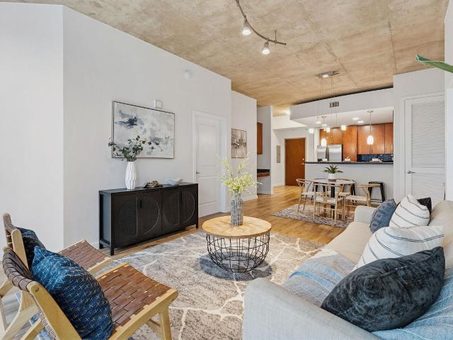 360 Nueces St # 1505