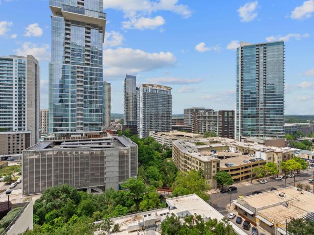 360 Nueces St # 1310