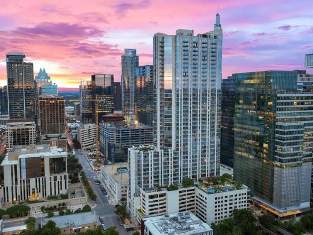 360 Nueces St # 3309