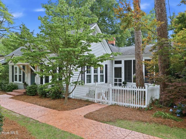 360 S Ashe Street