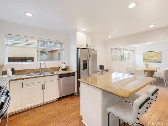 360 S Elm Dr, Unit 1, Beverly Hills, CA 90212 | MLS #SR26035 | Compass