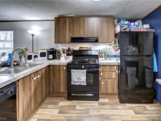 360 S Main Street 647