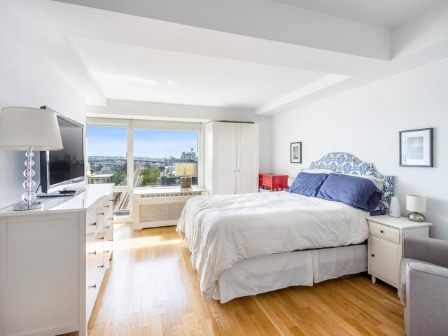 360 Smith Street, Brooklyn, NY