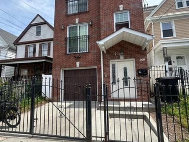 360 Sanford Ave, Newark, NJ 07106