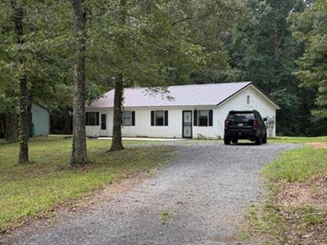 360 Sequoyah Dr, Chatsworth, GA 30705