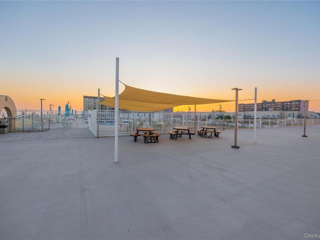 360 Shore Road 3E