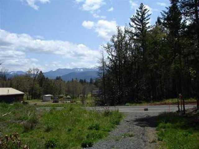 360 Sparky Way, Cave Junction, OR 97523
