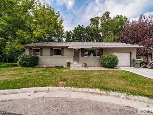 360 Summer St, Rigby, ID 83442
