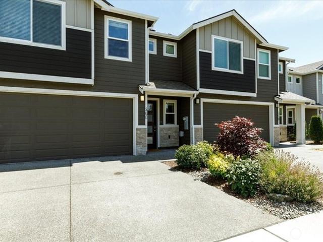 360 SW Ballast Way, Oak Harbor, WA 98277