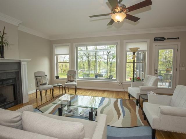 360 Persimmon Way, Harrodsburg, KY 40330