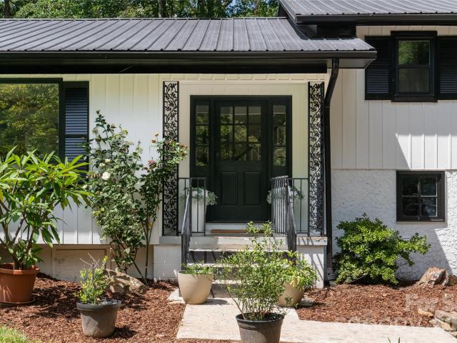360 Pinners Cove Road